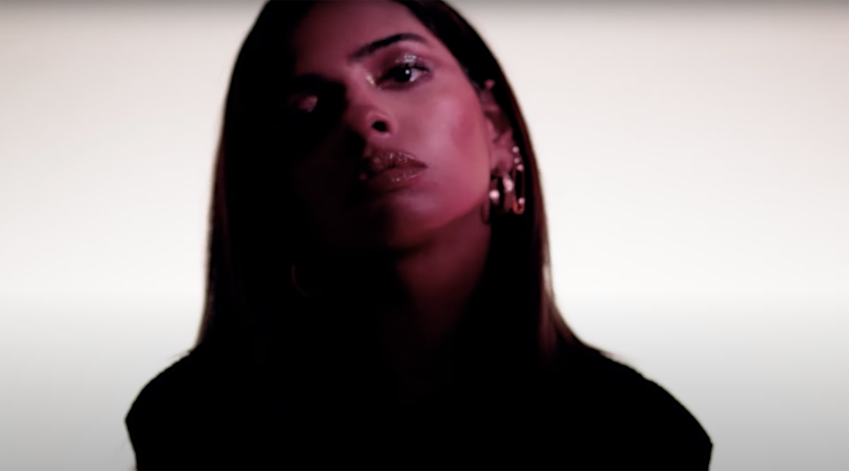 Ash Lune ‘Panic At The Party’ Video - Positive Feedback